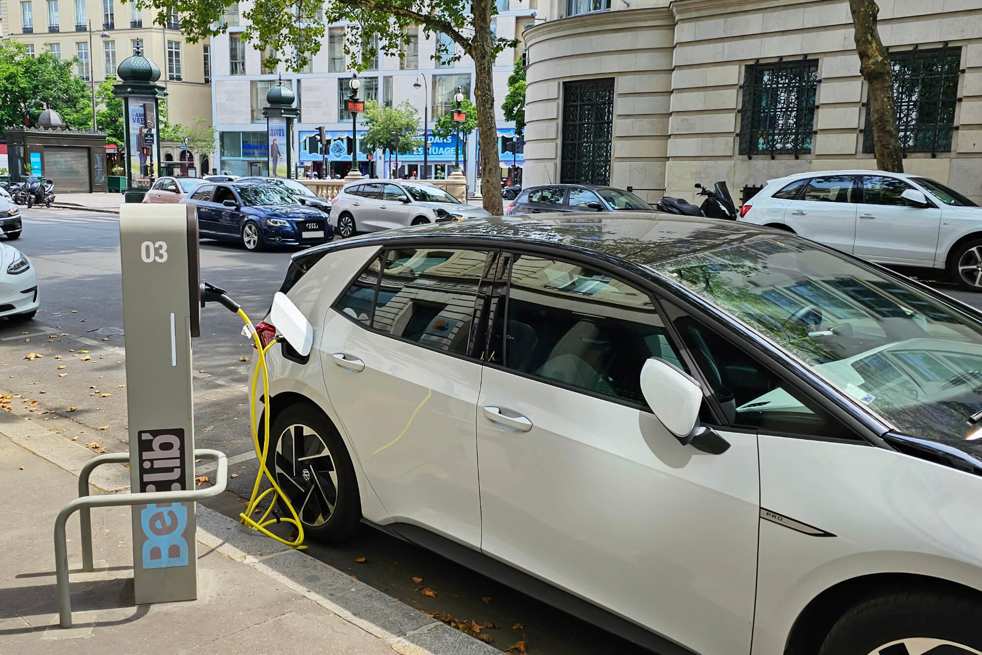 Comment recharger sa voiture électrique avec Charge+ ? | Charge+